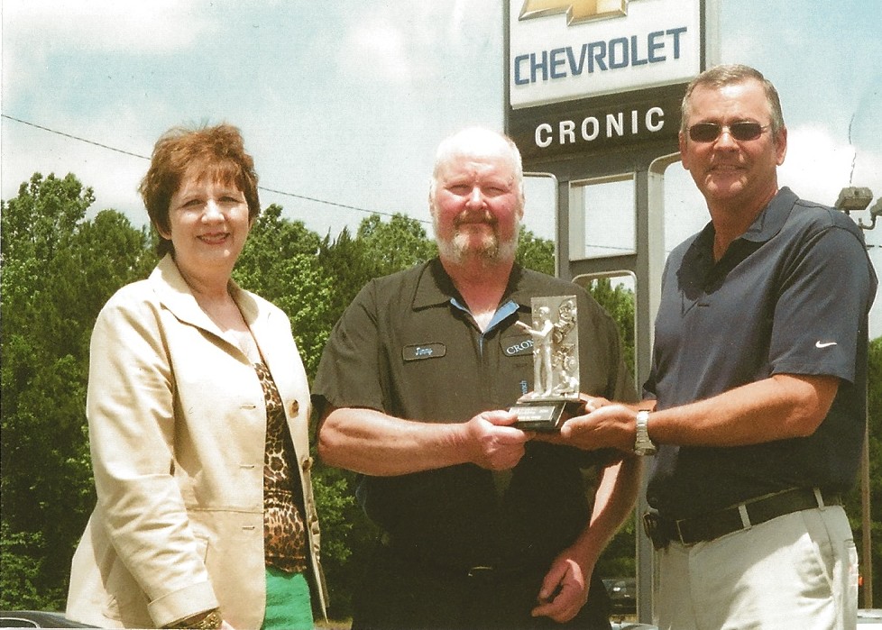 Cronic’s White earns world-class tech designation from GM – The GRIP