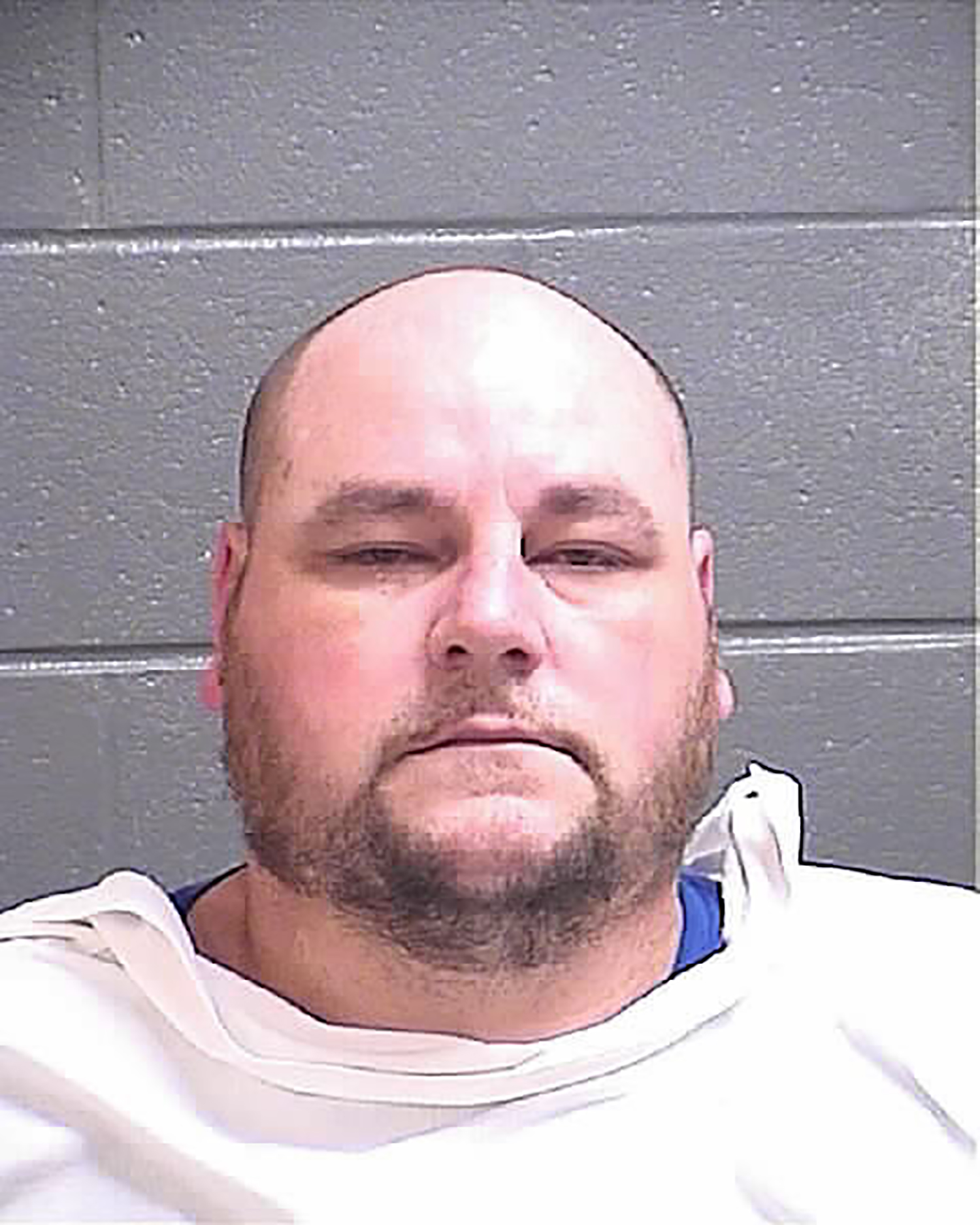 Eight arrested on variety of drug, weapons and cruelty to children ...